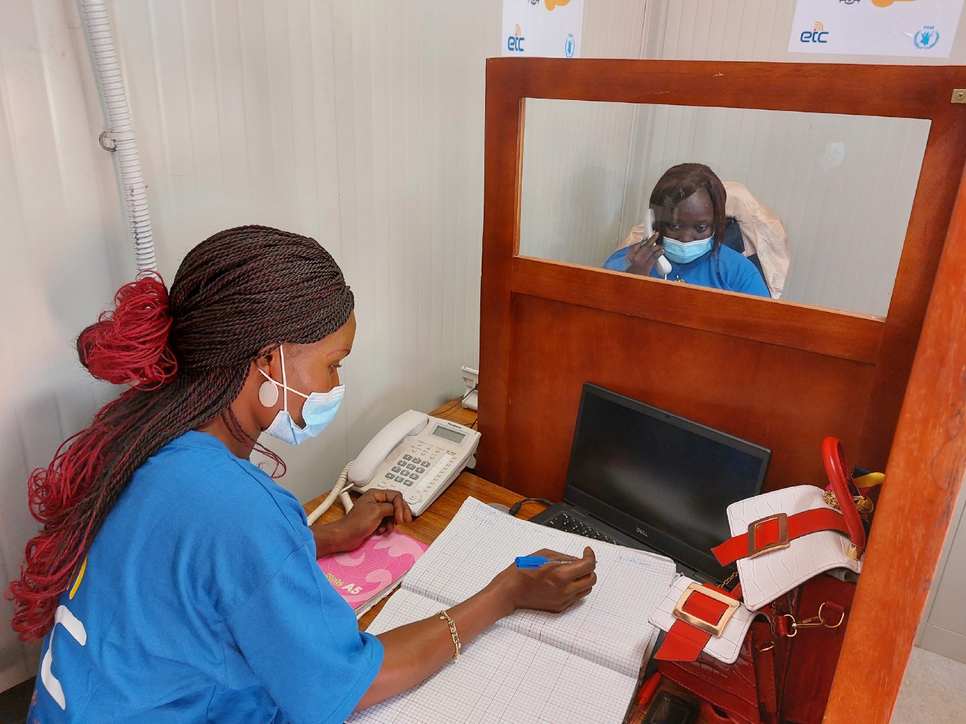 Around-the-clock communication fighting COVID-19: The 1212 call centre ...